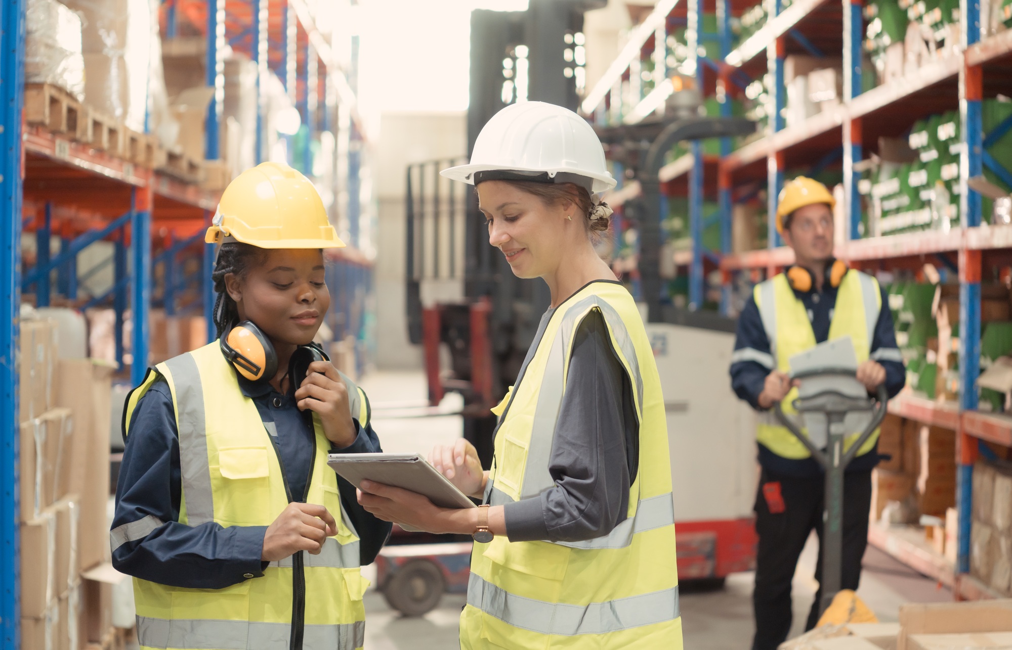 Définition d'un central distribution center (CDC) et comment il ...